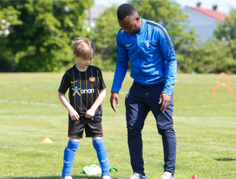 1-2-1 Kids Football Coaching - One on One Children's Football Coaching